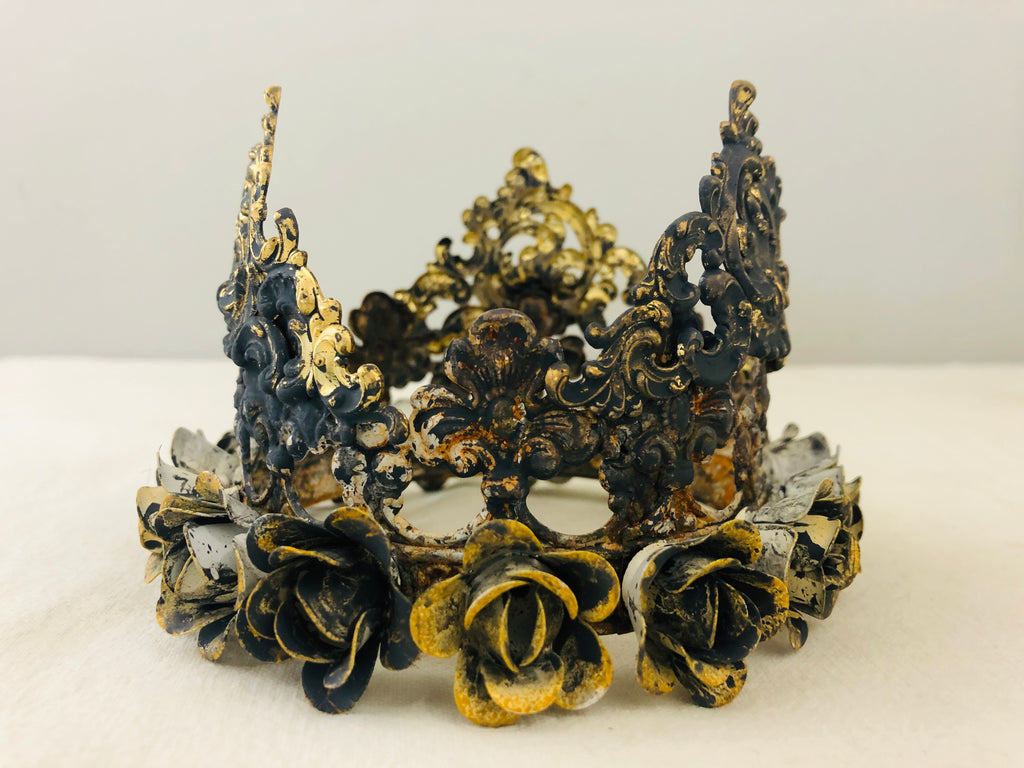 Metal crown with beautiful petite roses around the base of crown ...