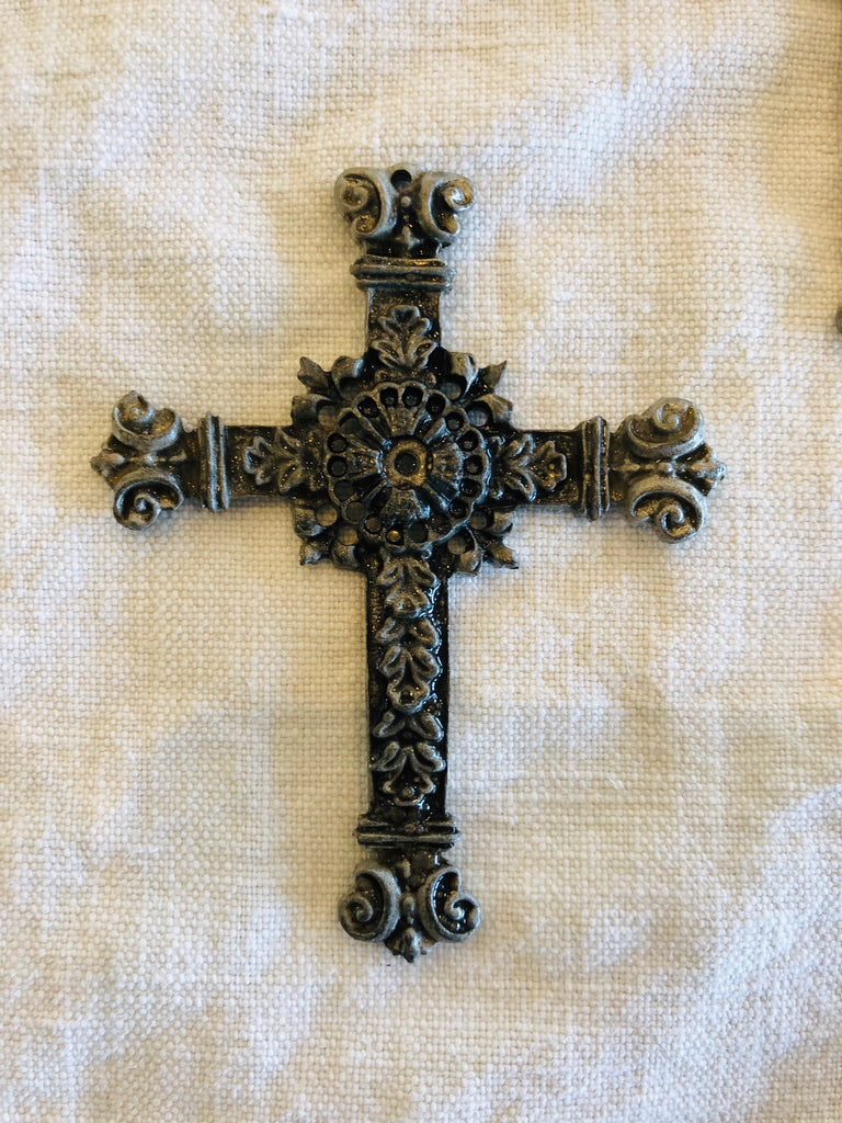 Metal patina black cast cross (2 pieces) – Faded Fragments