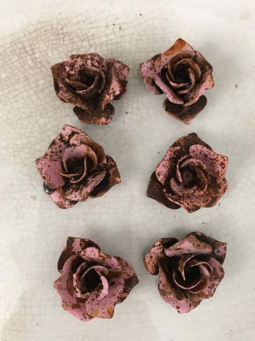 rusty roses